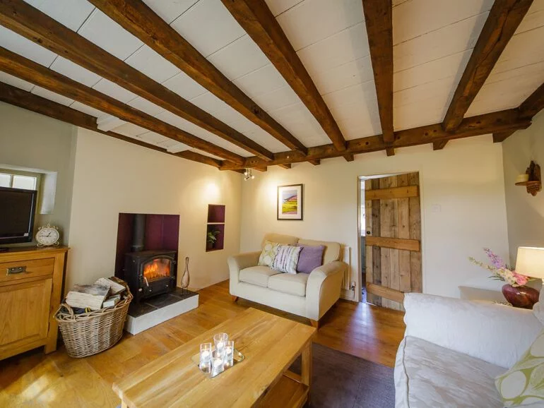 50 BEST Baby & Toddler Friendly Cottages In UK 2025