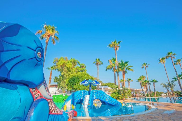 40 BEST Baby And Toddler Friendly Places To Stay In Cyprus 😀