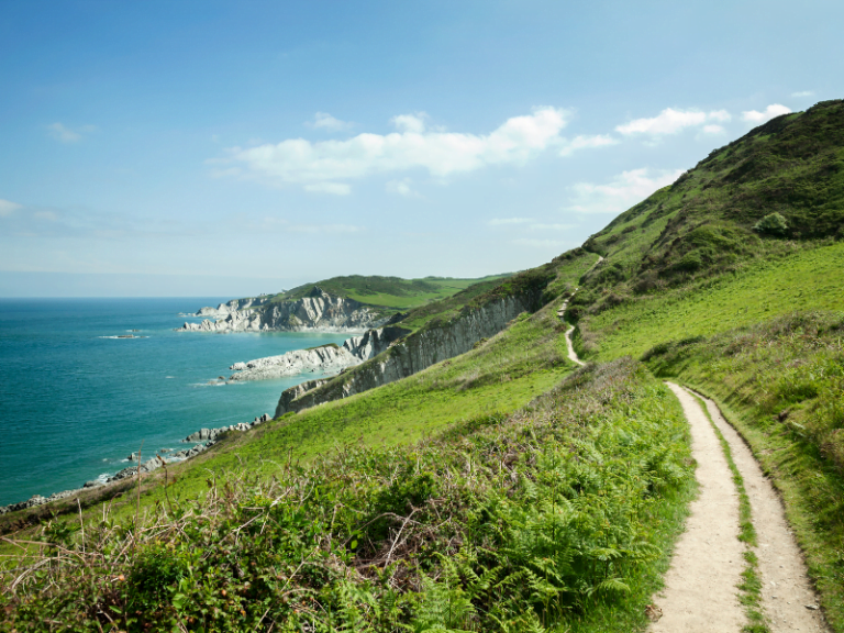 👉 Best Baby and Toddler Friendly Cottages & Holiday Parks in Devon! 😀
