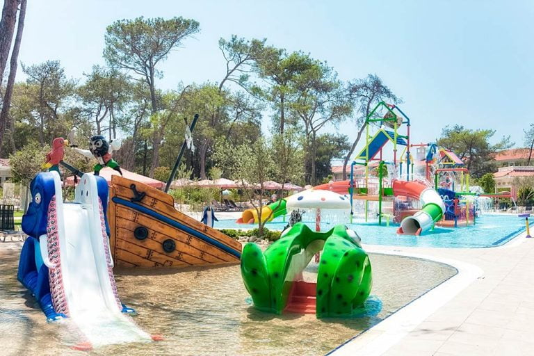 15 Best Hotels in Turkey With Splash Parks!