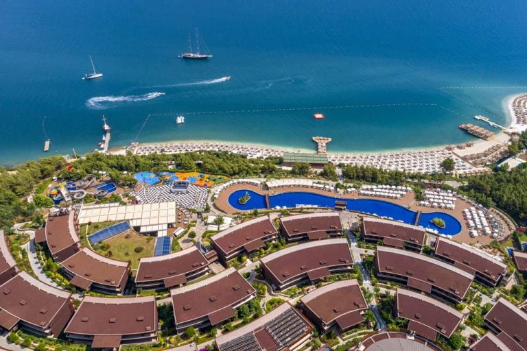 15 Best Hotels in Turkey With Splash Parks!