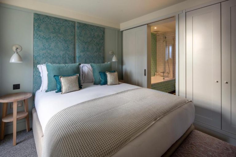 10 Best Family Friendly Places To Stay In Edinburgh