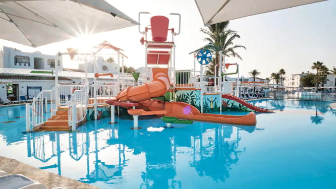 Globales Bouganvilla, Majorca - Waterpark, Splash Park, Near Sa Coma