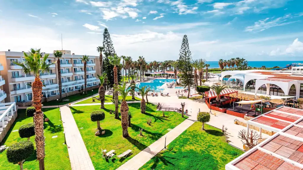 21 Best Cyprus Hotels with Splash Parks and Waterparks