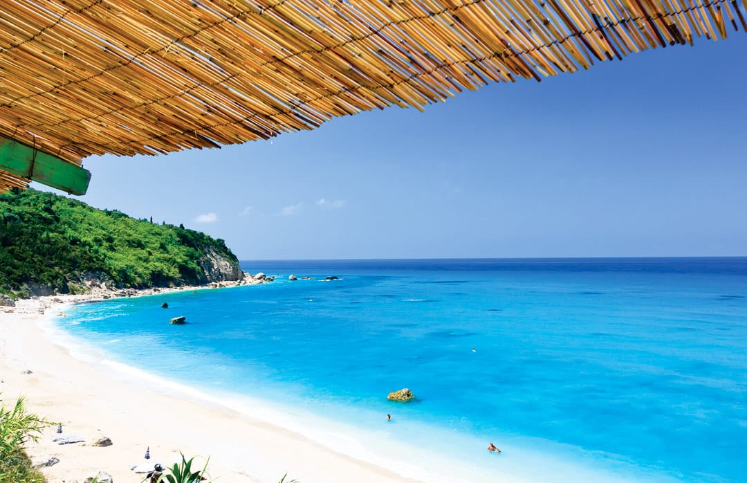 50 BEST Baby and Toddler Friendly Places To Stay In Greece 😀