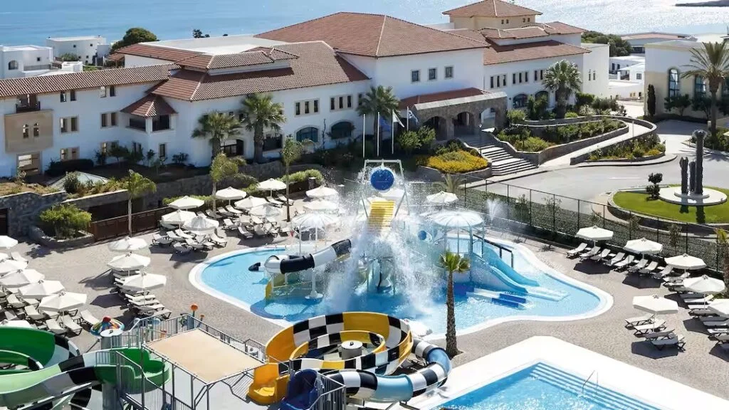 10 Best Toddler Friendly Hotels In Crete With Water Parks & Splash Parks!