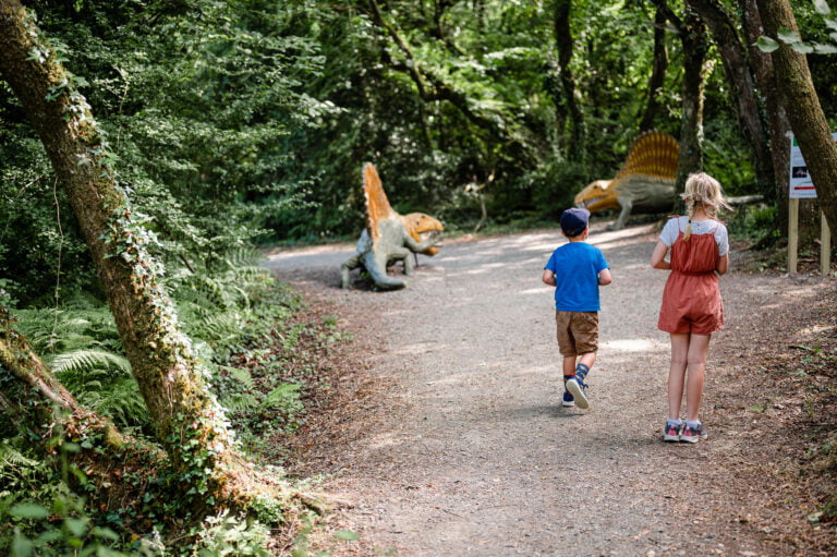 Top 10 Dinosaur Days Out For Toddlers | Kiddieholidays