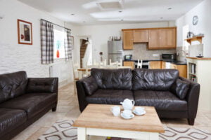 Compton Pool Farm - Luxury 5* Cottages In South Devon With A Swimming Pool