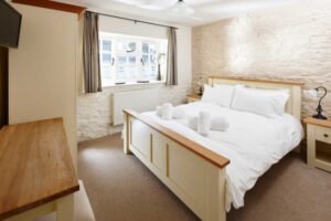 Compton Pool Farm - Luxury 5* Cottages In South Devon With A Swimming Pool