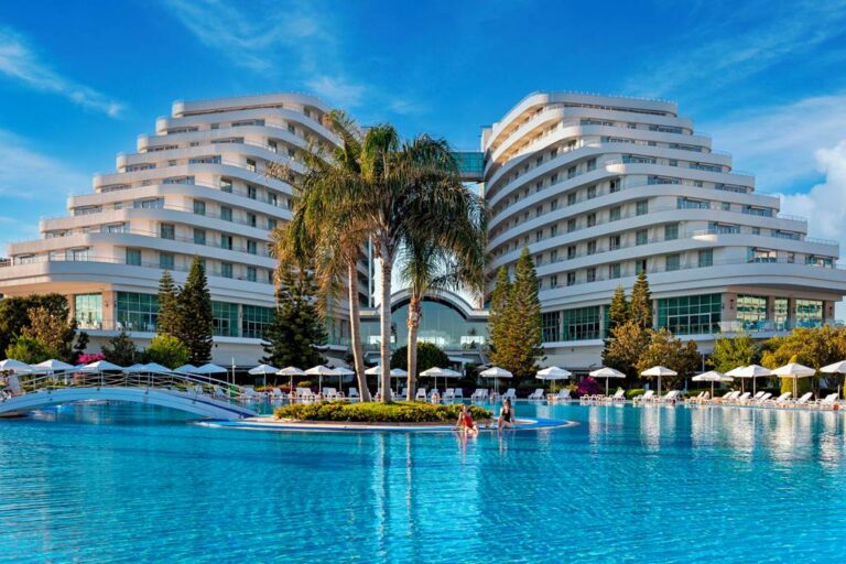 10 Best Beachfront Hotels in Turkey for Babies and Toddlers!