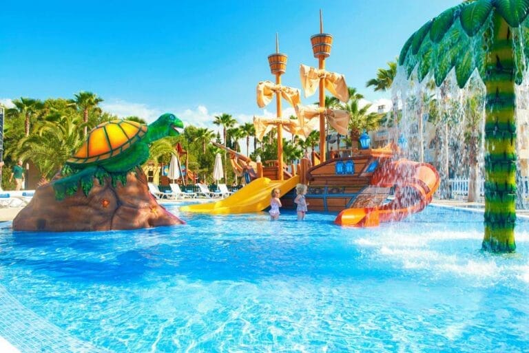 Splash-tastic Stays: 10 Toddler Friendly Hotels in Majorca with Splash ...